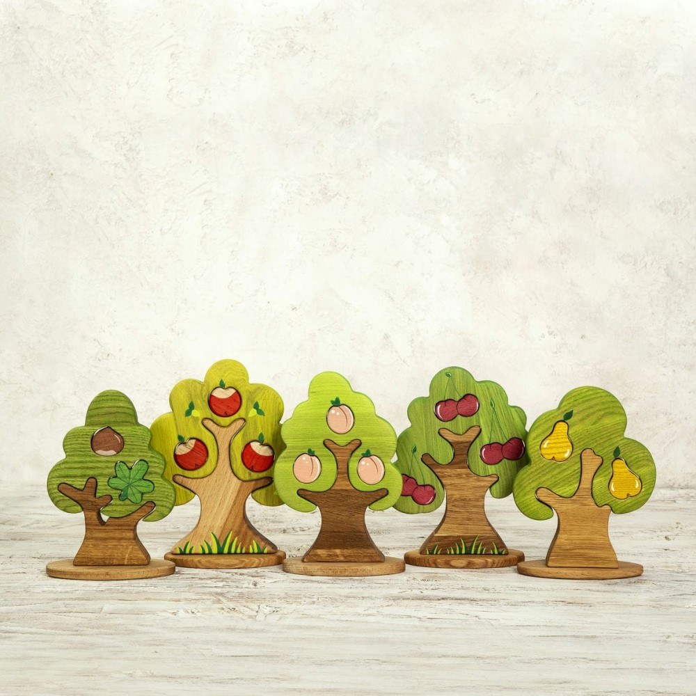 Waldorf tree Chestnut puzzle - WoodenCaterpillar Toys
