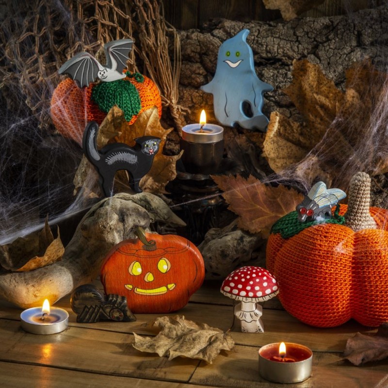 Small Wooden Halloween Set 7 pcs - Charming Miniature Spooky Collection ...